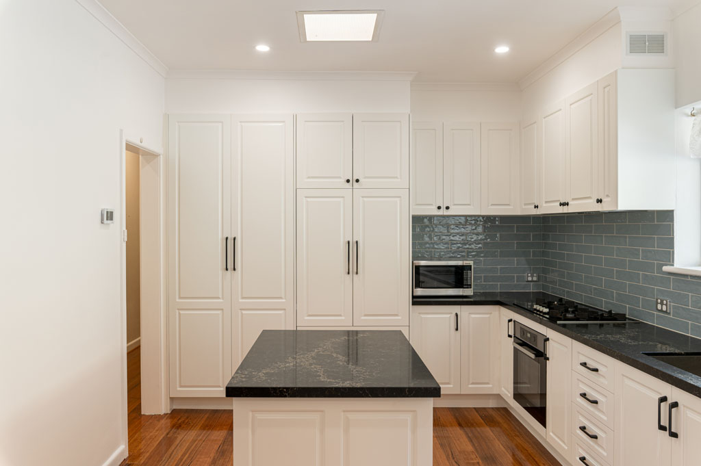 Blackburn - Eastern Baltic Kitchens